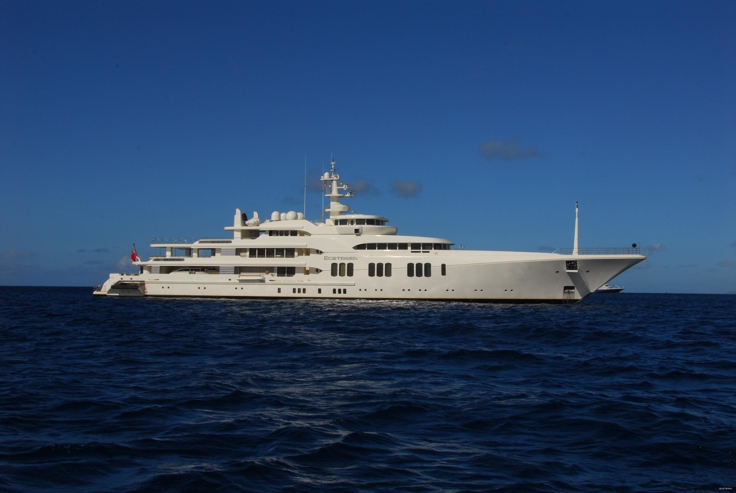 Yacht ECSTASEA, Feadship | CHARTERWORLD Luxury Superyacht Charters